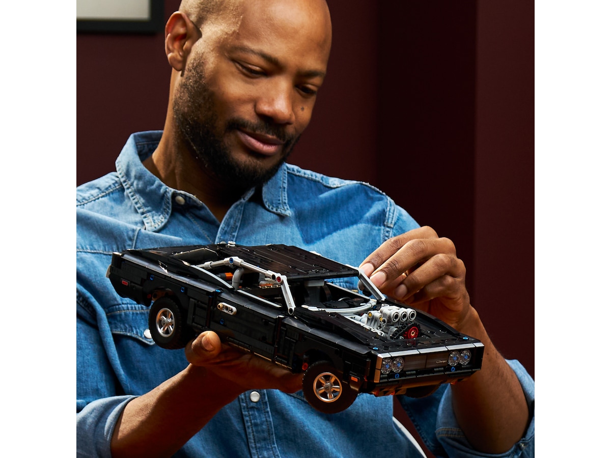 LEGO Technic Fast and Furious Dodge Charger R/T bil - LEGO | Komplett.se